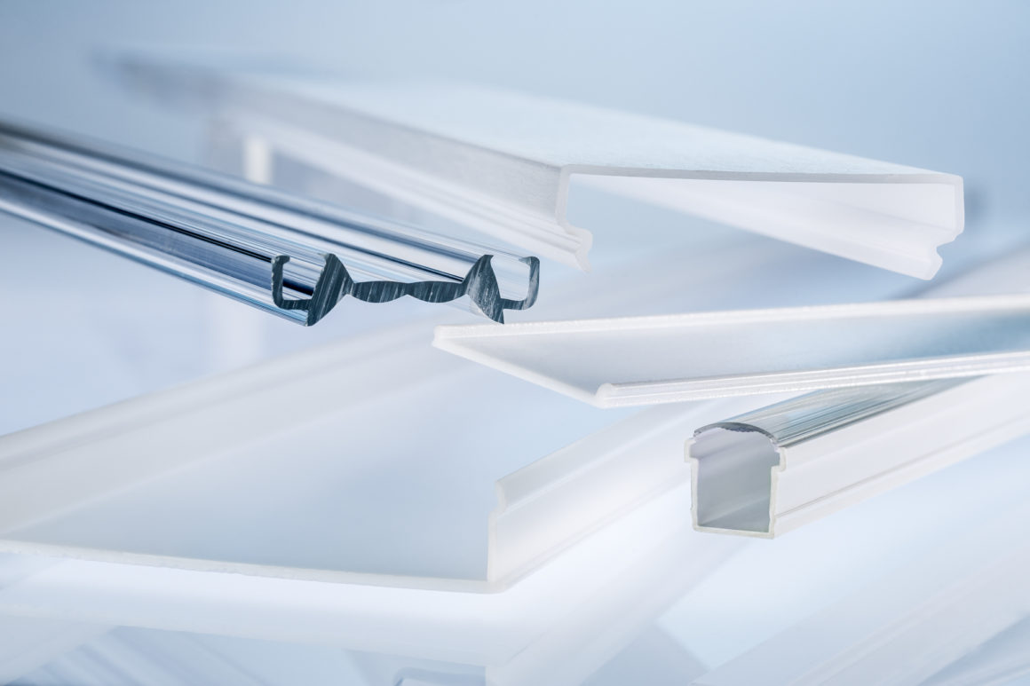 Kunststoffprofile aus Acrylglas/ PMMA & Polycarbonat | ATHEX